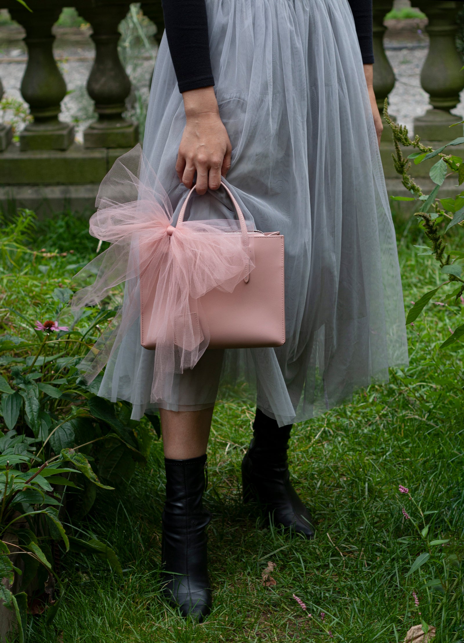 KAFKA Large Tote – Blush | Lightweight Leather Bag | YINA YINA – YINA ...